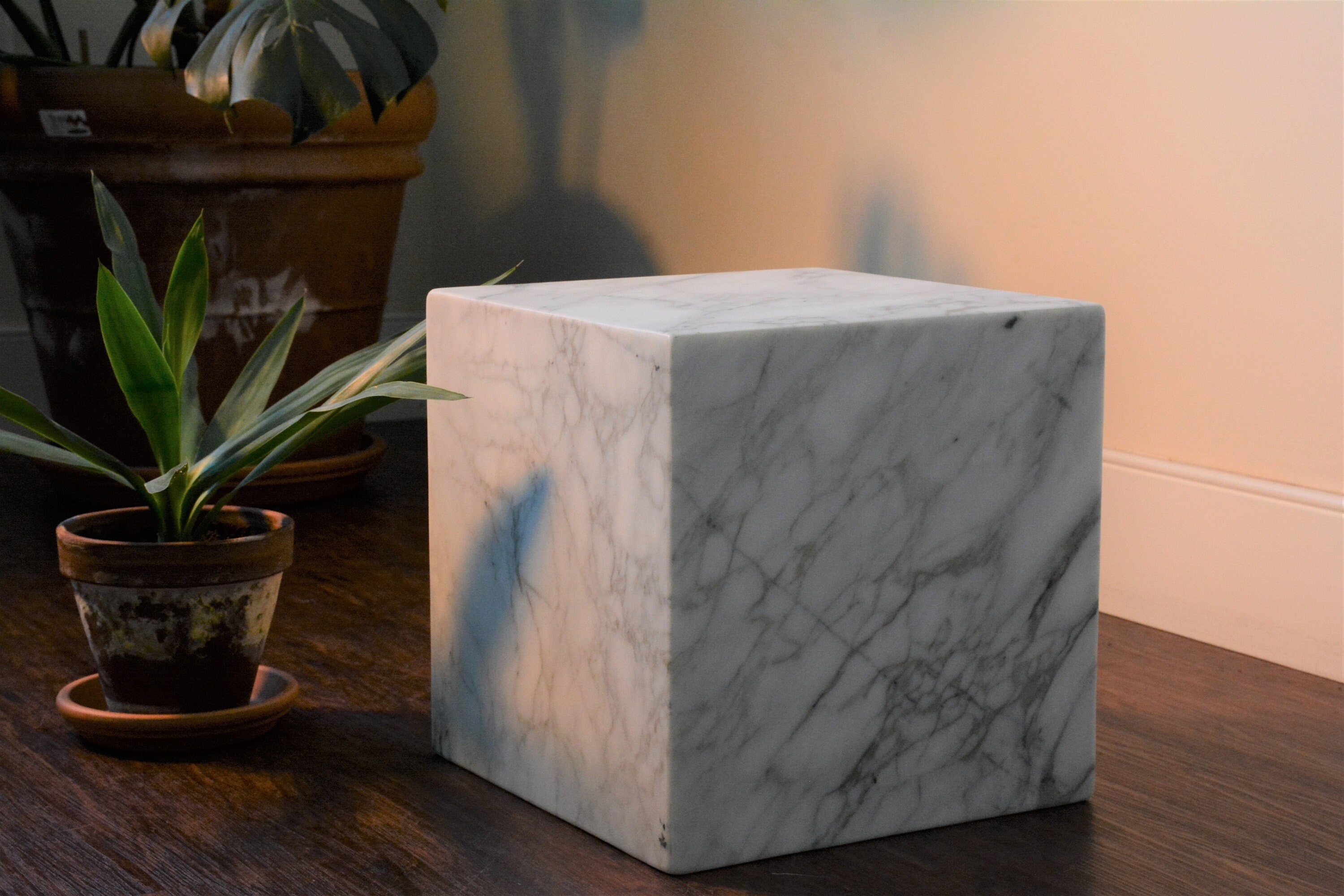 Calacatta Marble Plint Natural Stone Riser Column Pillar Cube Marble ...
