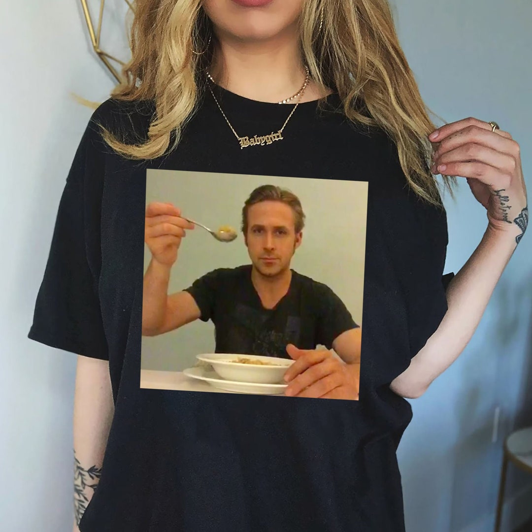 Ryan Gosling Eats His Cereal Classic T-shirt - Etsy