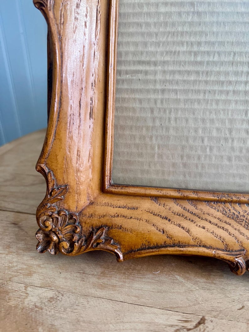 Beautiful Vintage AWC Solid Oak Frame With Hand Carved Floral Pattern ...