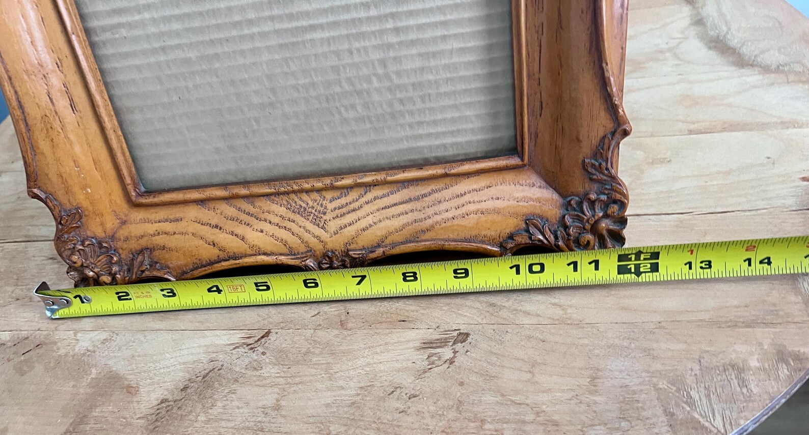 Beautiful Vintage AWC Solid Oak Frame With Hand Carved Floral Pattern ...