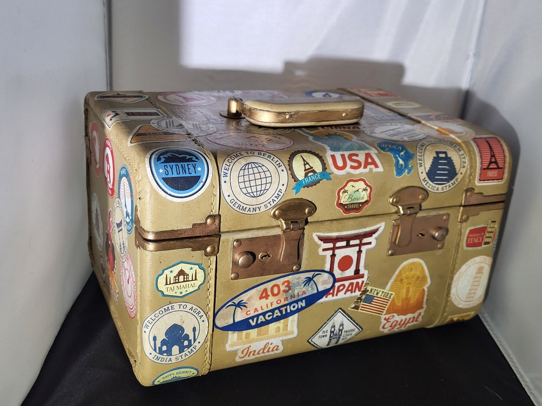 Upcycled Train Case - Etsy Canada