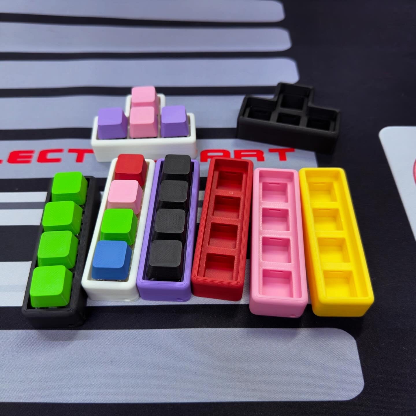 Mechanical Keyboard Switch Fidgets - Keycaps - Straight 4 Key - AMSR ...