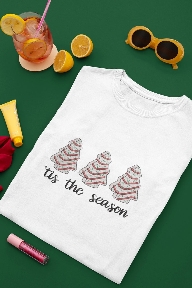 Christmas Tree Cakes Embroidery Design, Little Debbie Christmas Tree ...