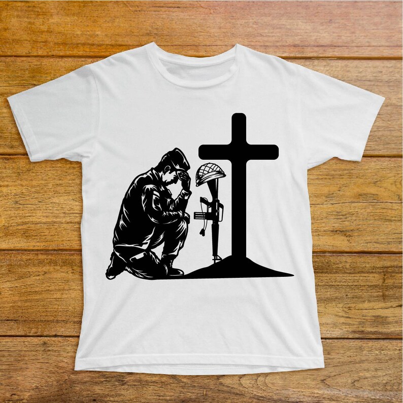 Soldier Kneeling Praying SVG File | Fallen Soldier Svg | Kneeling at ...