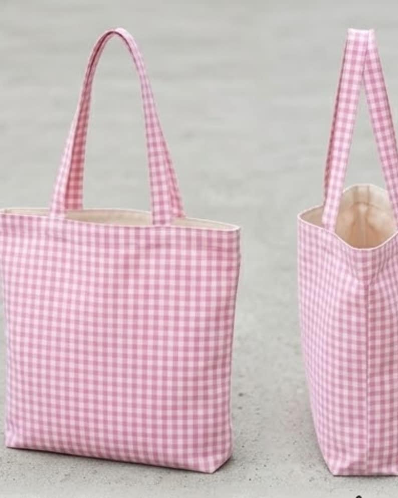 Gift for Girlfriend Under 20 Euros — Summer Look for Women — Checkered ...
