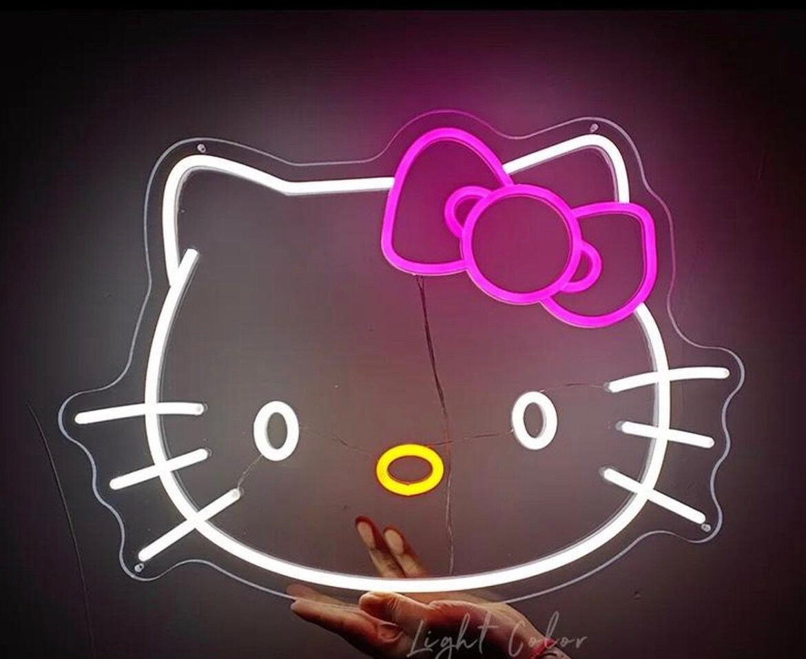 Hello Kitty Neon Cupcake