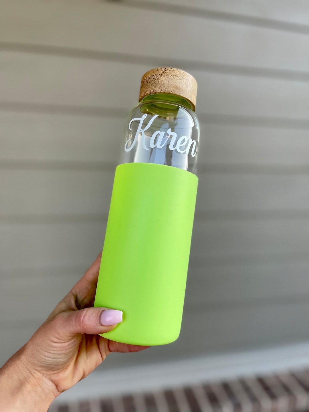 24 Oz Personalized Glass or Plastic Water Bottle W/ Bamboo Lid & Easy ...