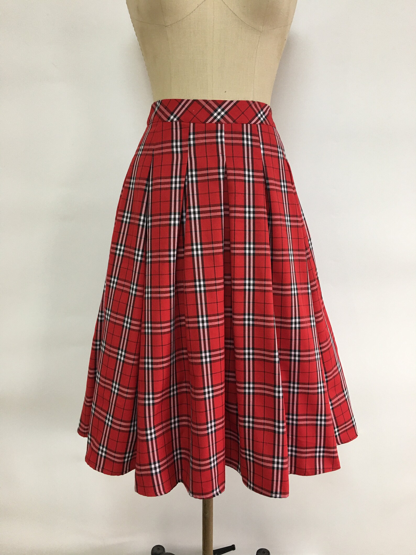 Kate Middleton Inspired Red Tartan Plaid Pleat Skirt Christmas Custom ...