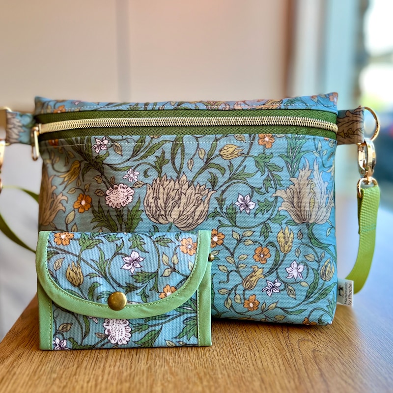 Oilcloth Tote Bag - Etsy