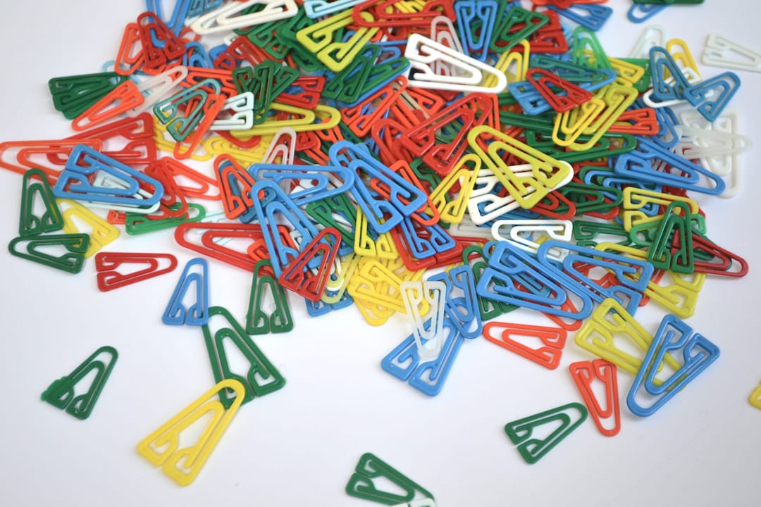 Set of 24 Vintage Trombone Paper Clips Plastic Paper Clips - Etsy