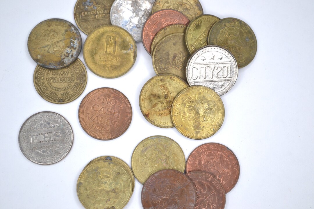 Vintage Tokens - Metal Tokens - Chuck E. Cheese - Fun World Token ...