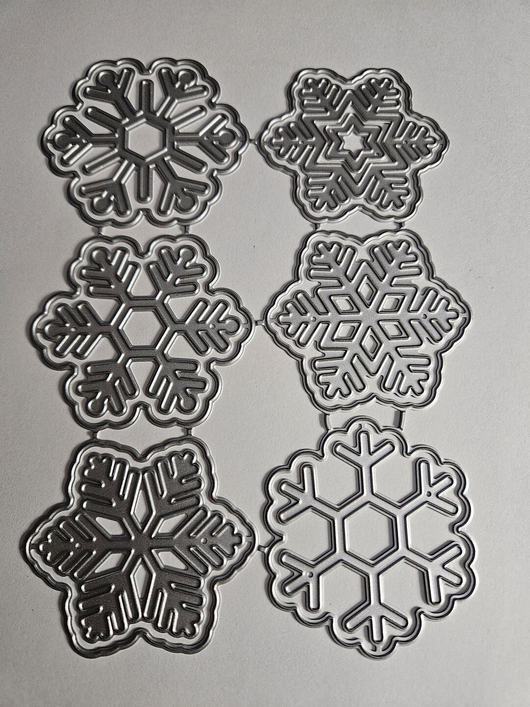 12 Piece Assorted Snowflakes Metal Cutting Die Card Making Scrapbooking ...