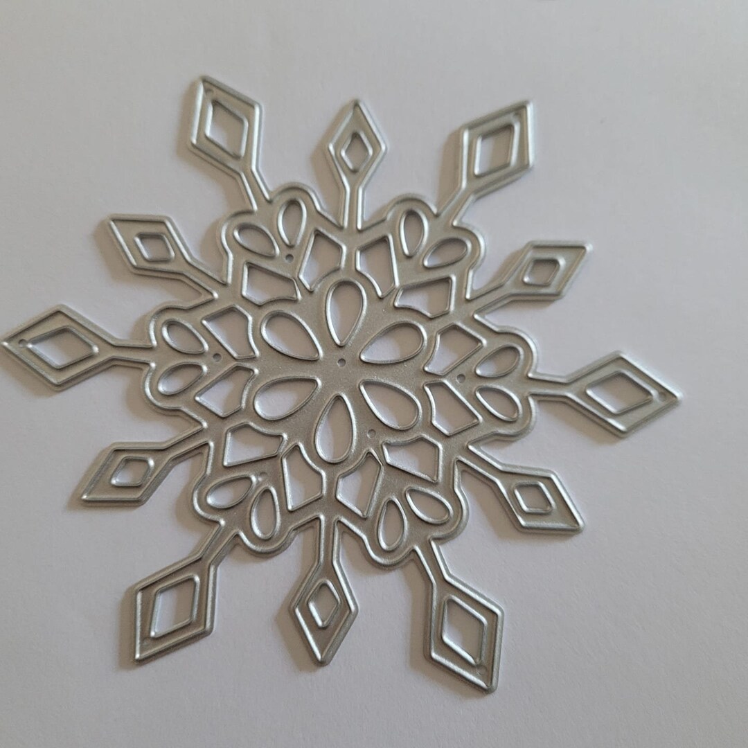 Large Snowflake With Flower Center Metal Cutting Die Card Making ...