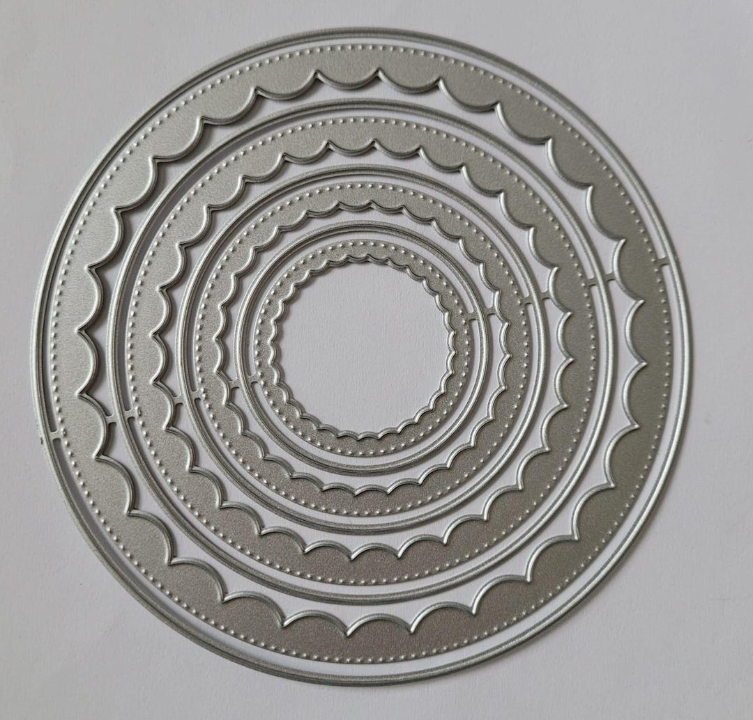 8 Piece Circles Plain & Scallop Edge Metal Cutting Die Set Card Making ...
