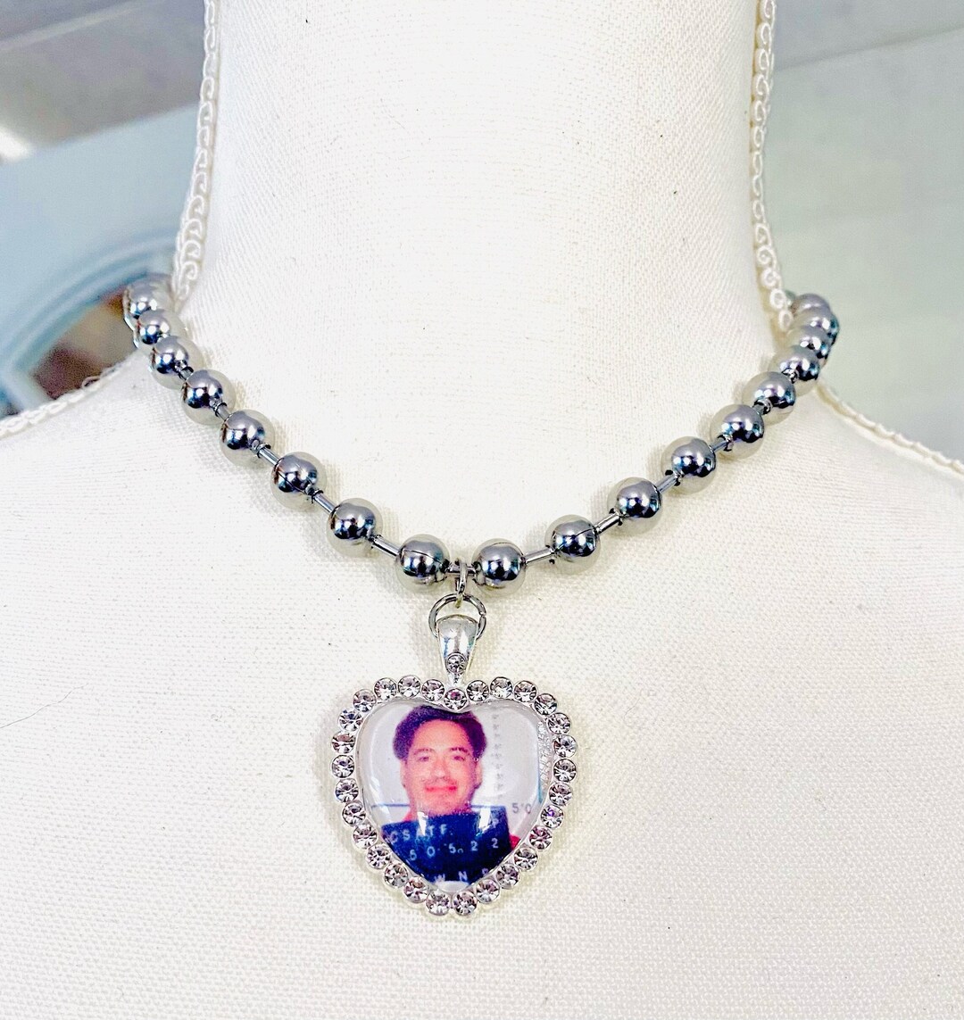 Robert Downey Jr Mugshot Choker: Y2K Punk Rock Necklace - Etsy