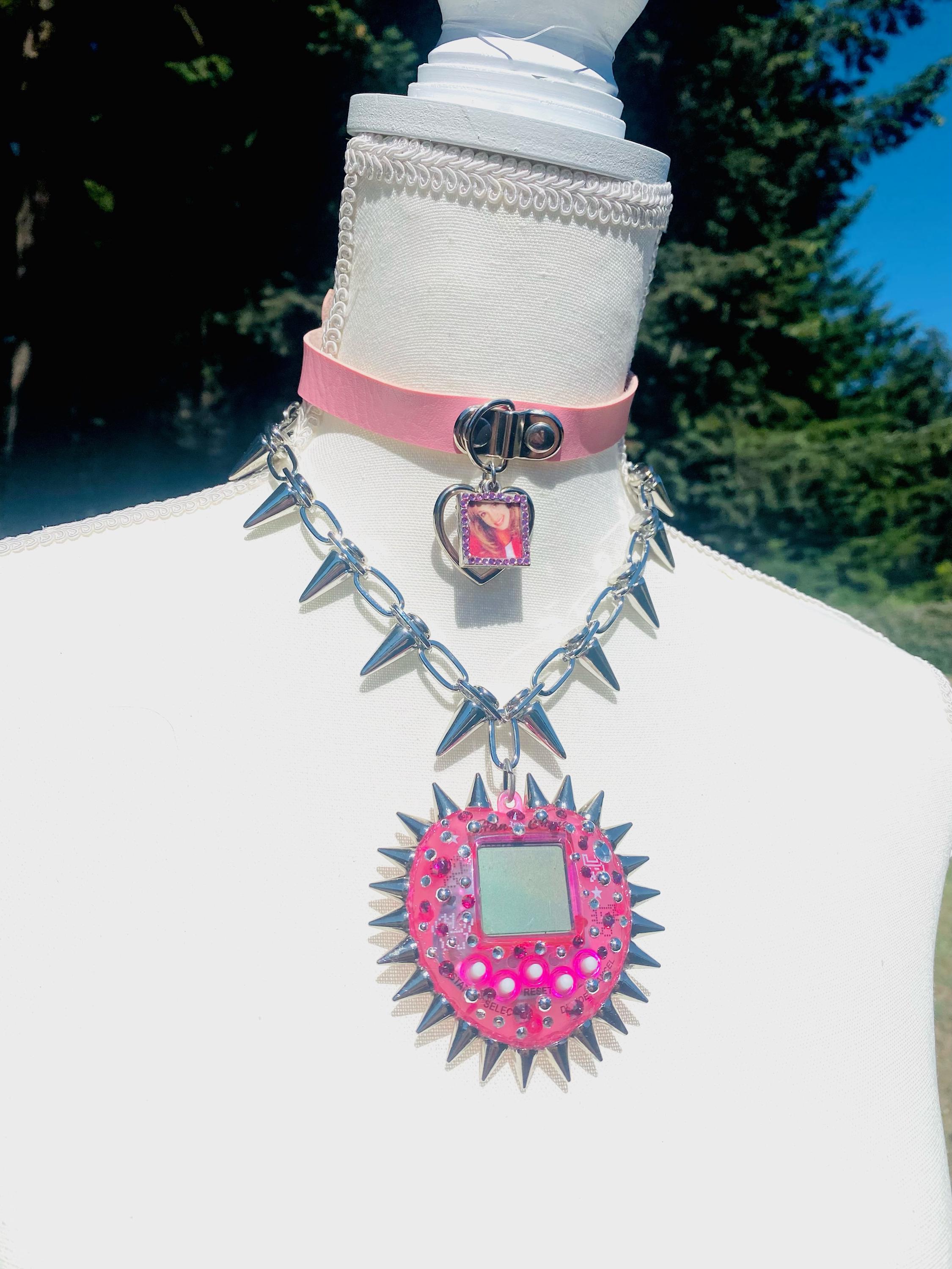 Y2k Edgy Tamagotchi Spike Heart Charm Jewelry Vintage Choker ...