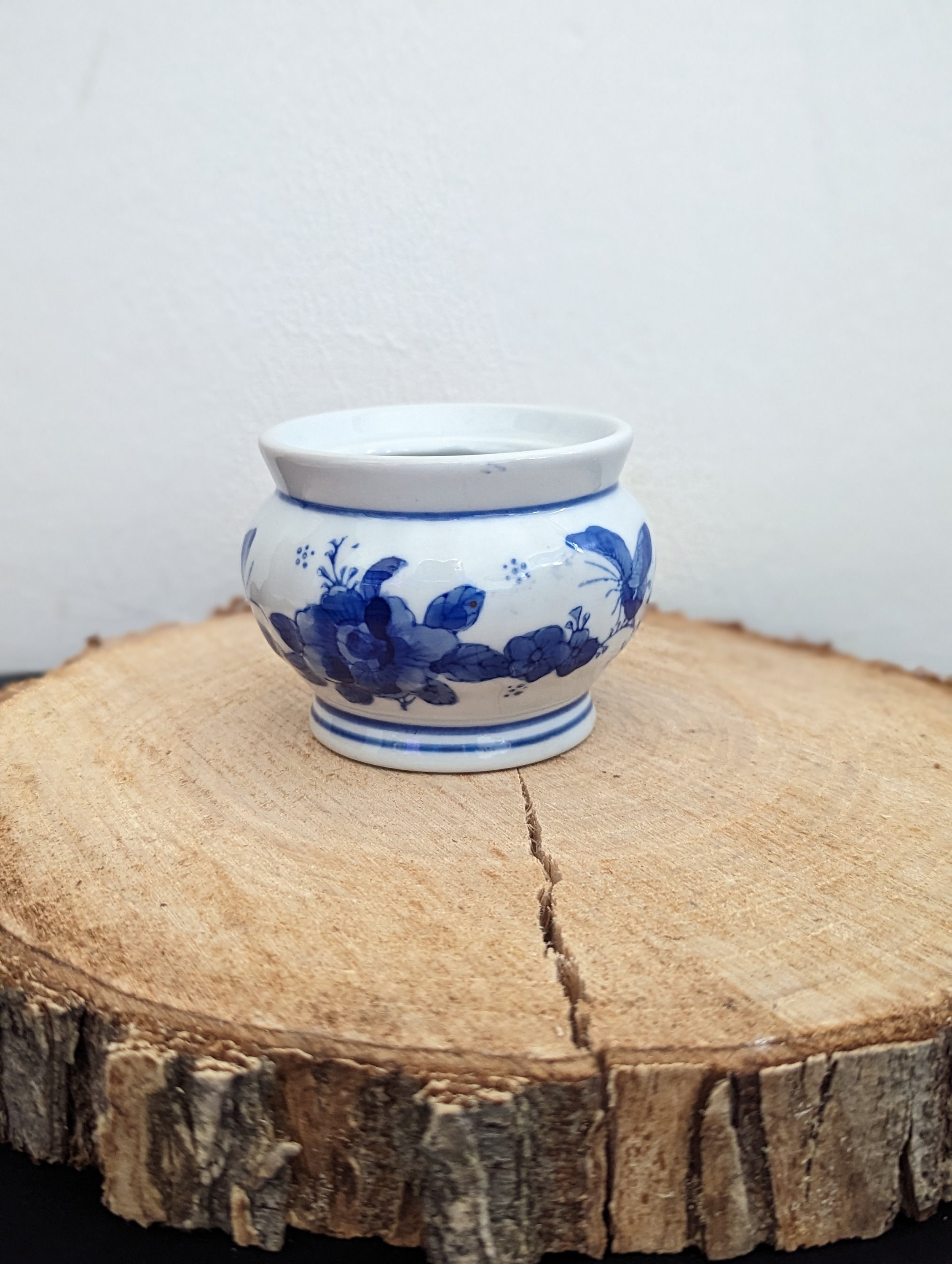 Vintage Beautiful Blue and White Porcelain Chinese Planter - Etsy