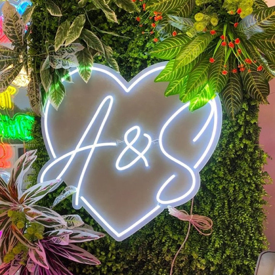 Custom Wedding Last Names Neon Sign, Custom Wedding Neon Sign, Love ...
