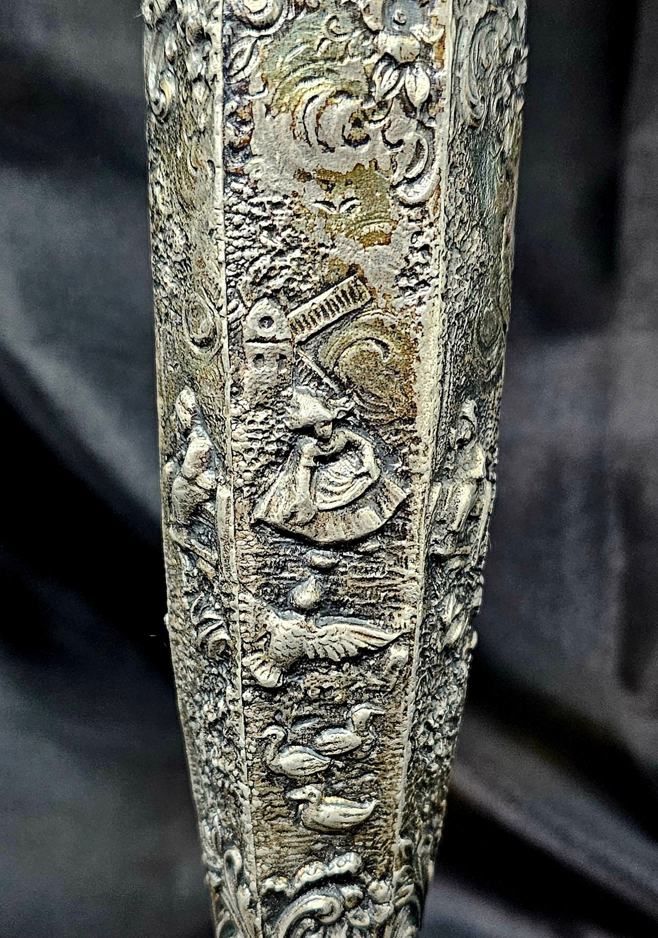 WB MFG. CO weidlich Bros. Mfg Co. Vintage Silver-plated Dutch Repousse ...