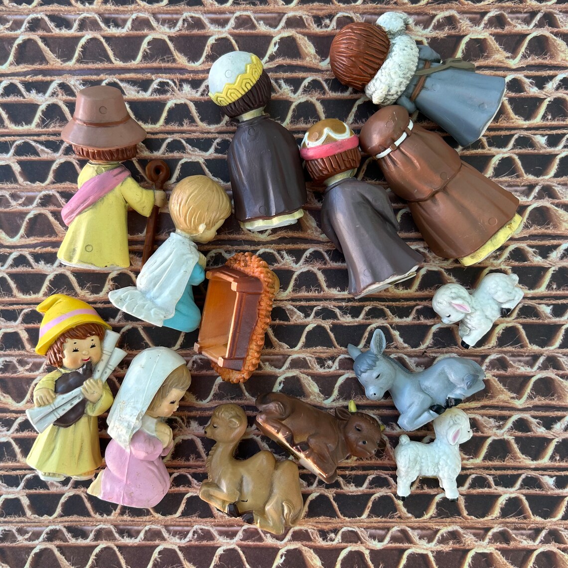 Vintage Enesco Nativity Set of 14, Hard Plastic Figurines C36 - Etsy
