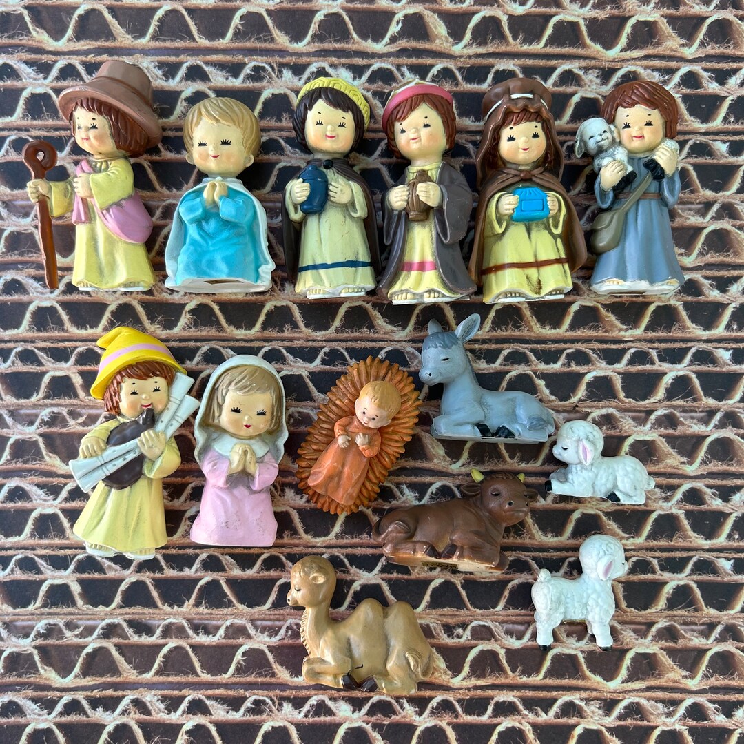 Vintage Enesco Nativity Set of 14, Hard Plastic Figurines C36 - Etsy