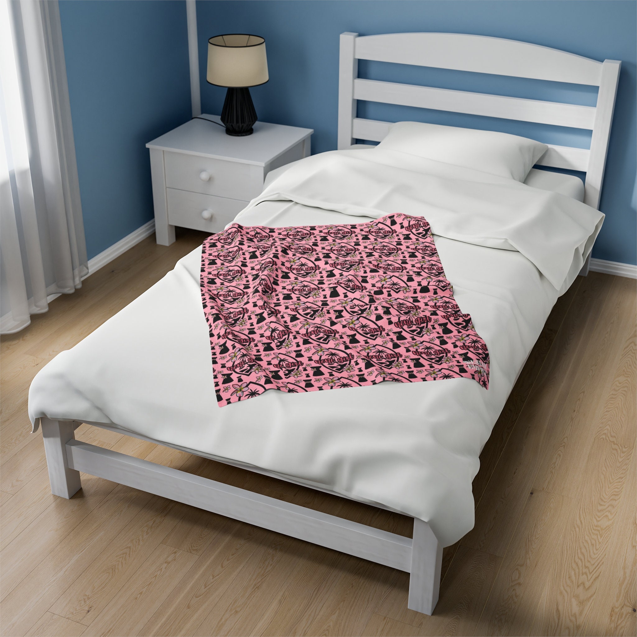 Neni Girl Guam Seal Velveteen Plush Blanket - Etsy