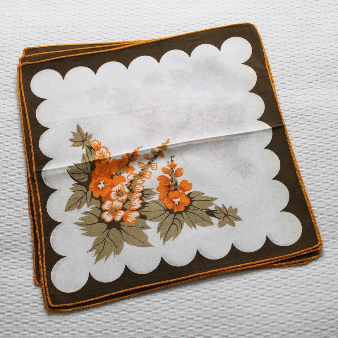 Vintage 1970s Floral Napkin Set X6 - Etsy