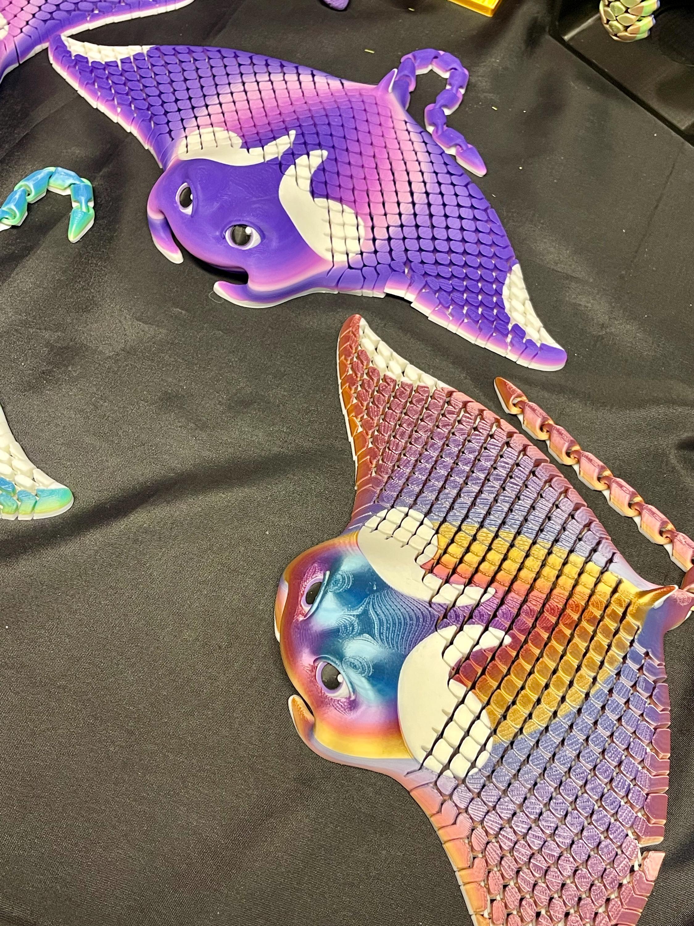 3D Printed Flexi Manta Ray - 3D Printed Decor Figurine - Ocean Life ...