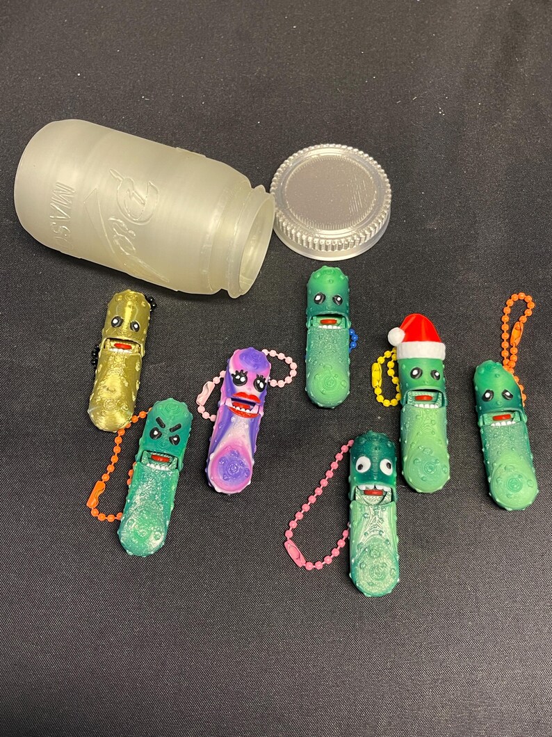 Pickle Fidget Toy: Sensory Keychain Backpack Charm - 3D Printed Pickle ...
