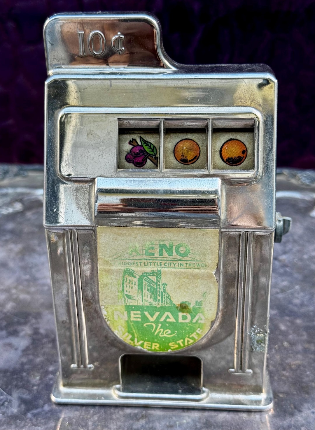 Vintage Reno Slot Machine Bank — Symbol of Fate, Fortune ...