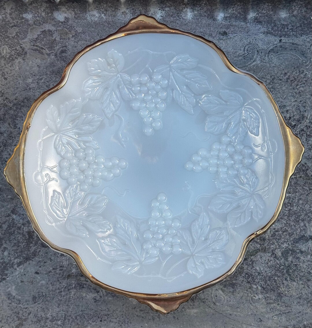 Vintage Milk Glass Grape Dish | Gold Rim, Altar Bowl (8.5") - Etsy