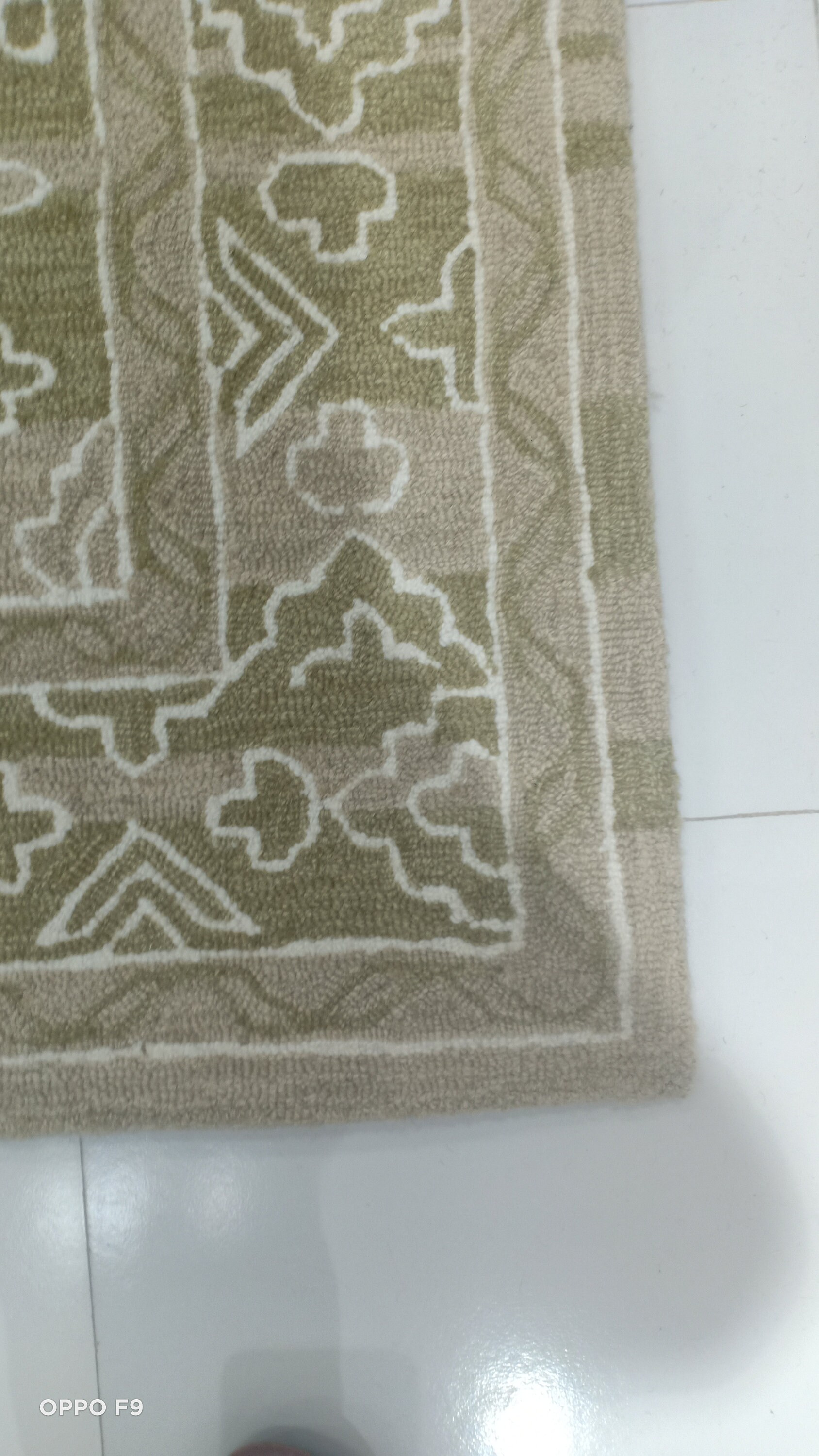 Harmony in Sage: Artisanal Hand-tufted Rugs for a Peaceful Home Vintage ...