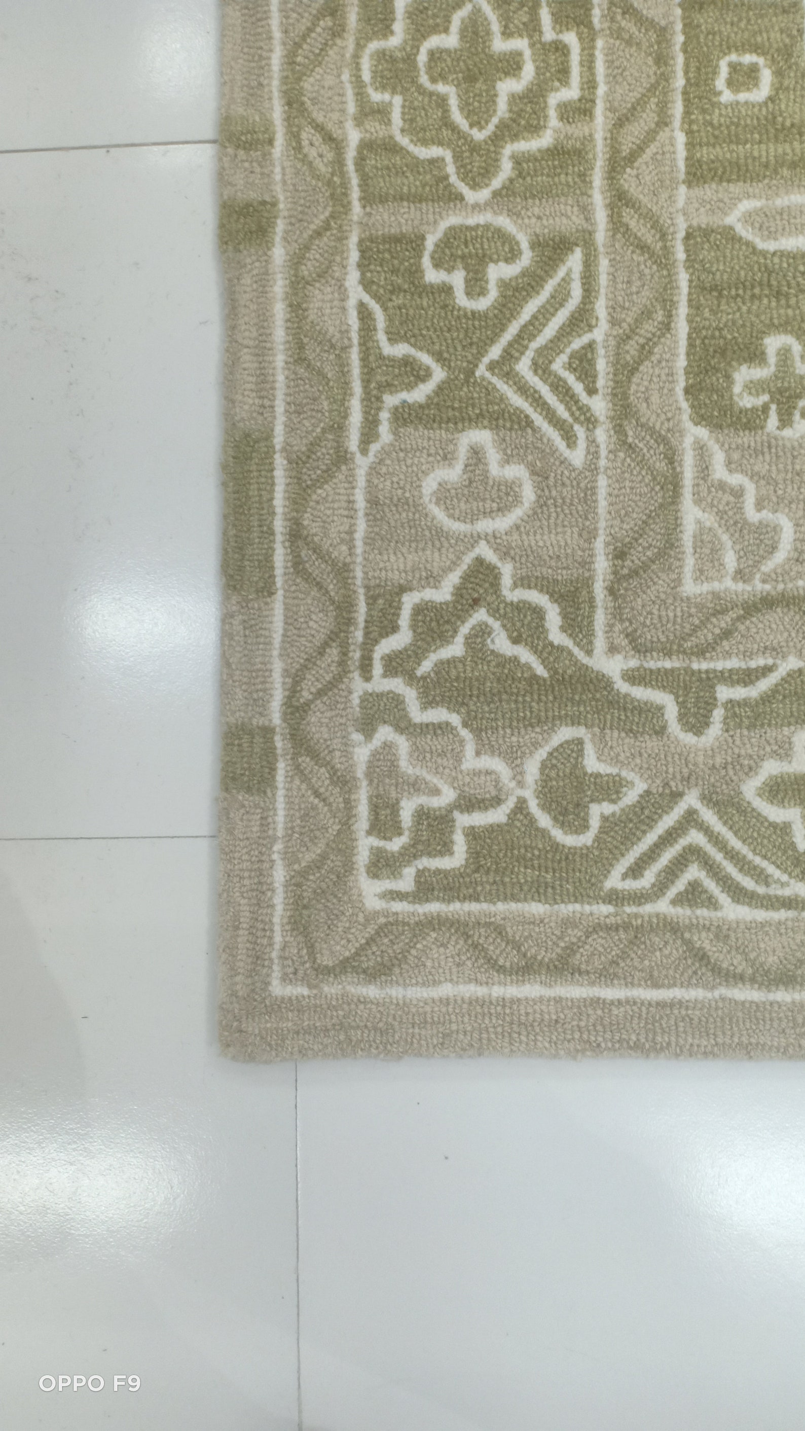 Harmony in Sage: Artisanal Hand-tufted Rugs for a Peaceful Home Vintage ...