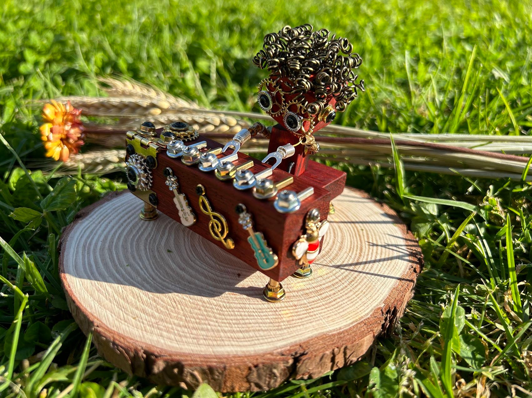 Handmade Steampunk Robot Figurine & Knick Knack's Robot, Band DJ, Desk ...