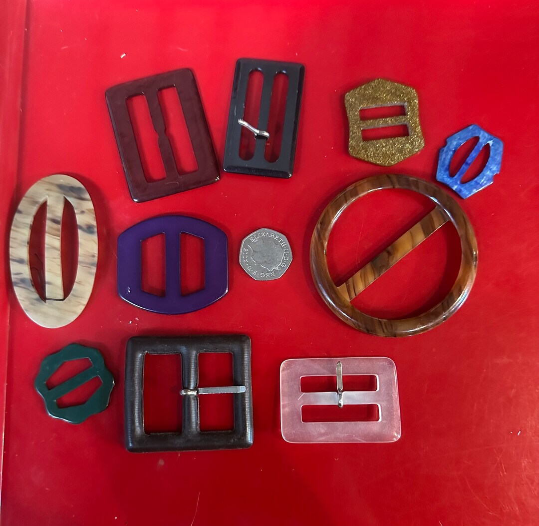 Vintage Buckles - A Nice Variety of Plastic/horn/ Plastic Covered ...