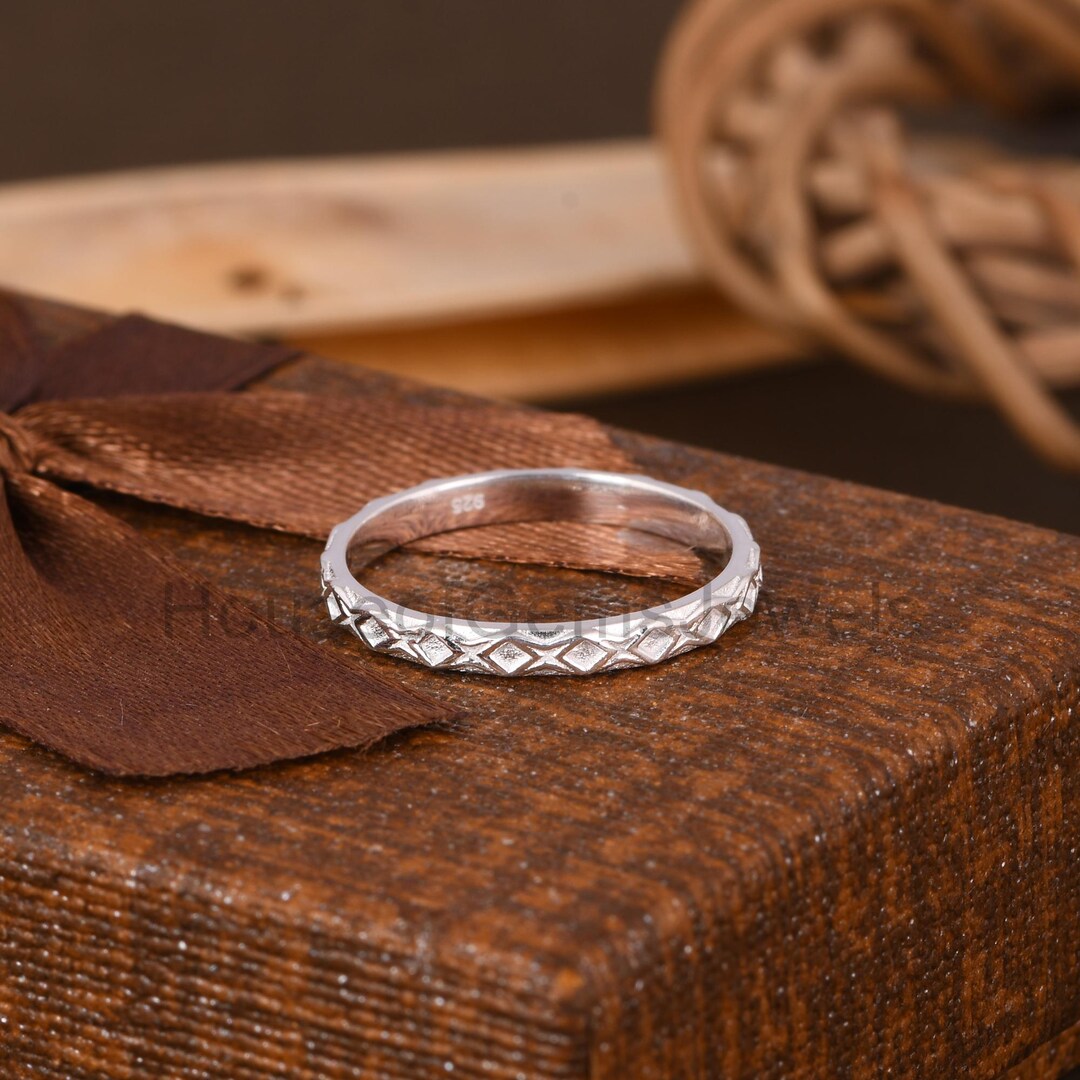 Geometric Sterling Silver Band Ring: Minimalist Diamond Texture - Etsy