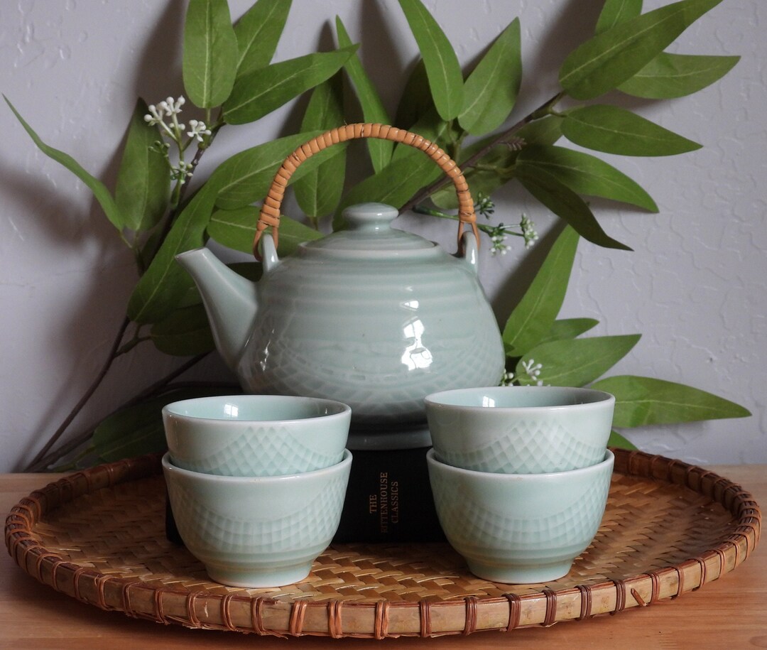 6-pc Celadon Ceramic Chinese Tea Pot and Cups Fish Net Design Herb Plant Garden Midcentury ...