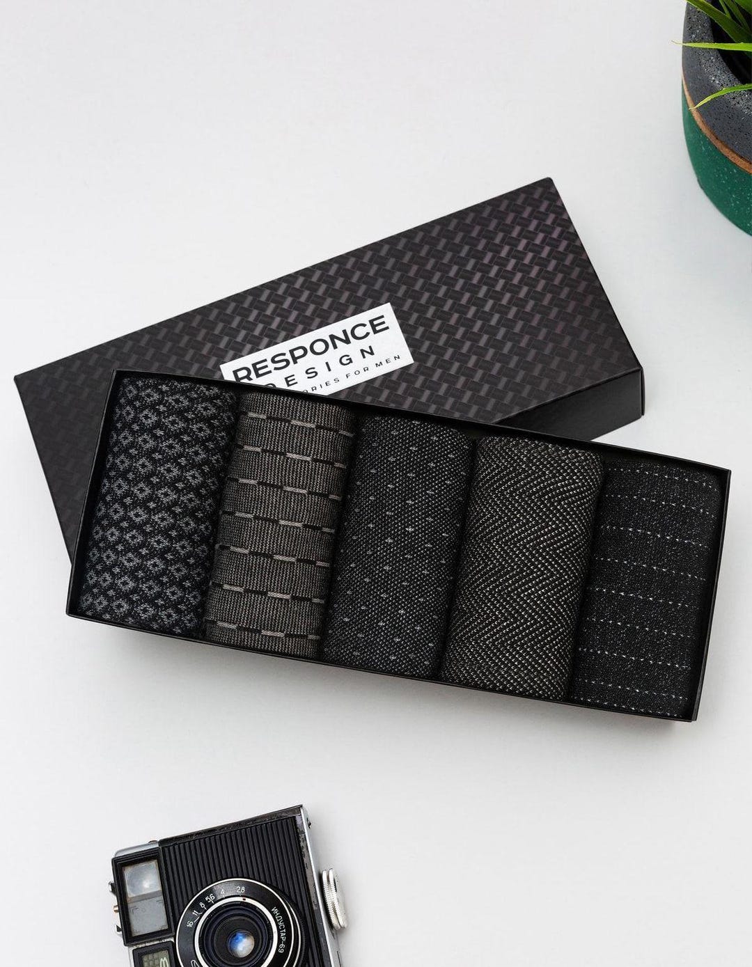 Men's Bamboo Socks Set: 5-pairs Gift Box, Assorted Patterns, Dress ...