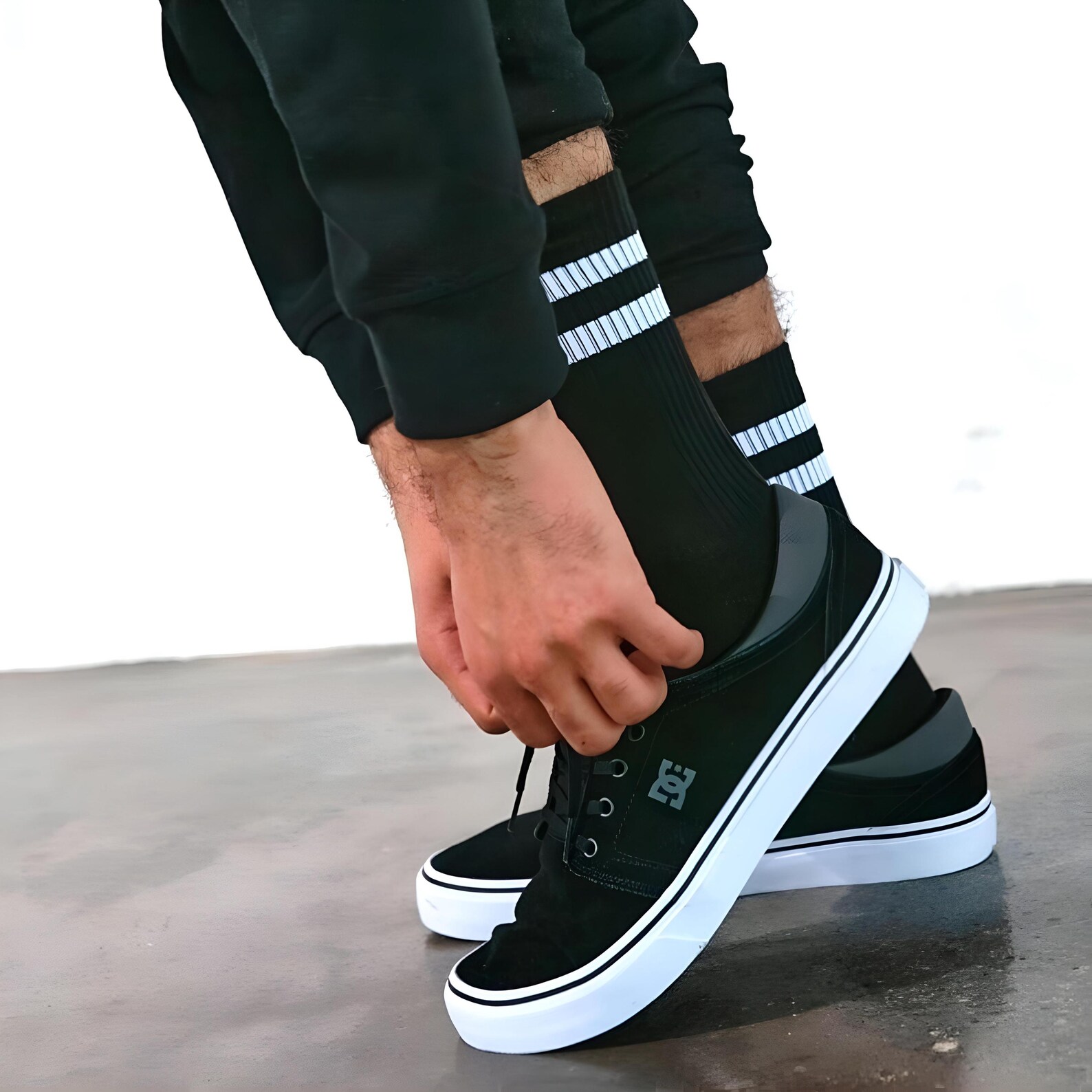 4 Pairs of Socks for Women-men, Black Athletic Socks, Sneaker Socks ...