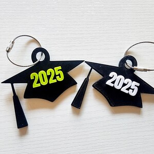 3D Printed Graduation Cap Keychain - Class of 2025 Gift - Etsy