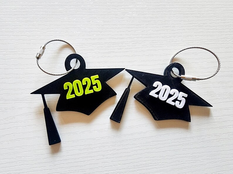 3D Printed Graduation Cap Keychain - Class of 2025 Gift - Etsy