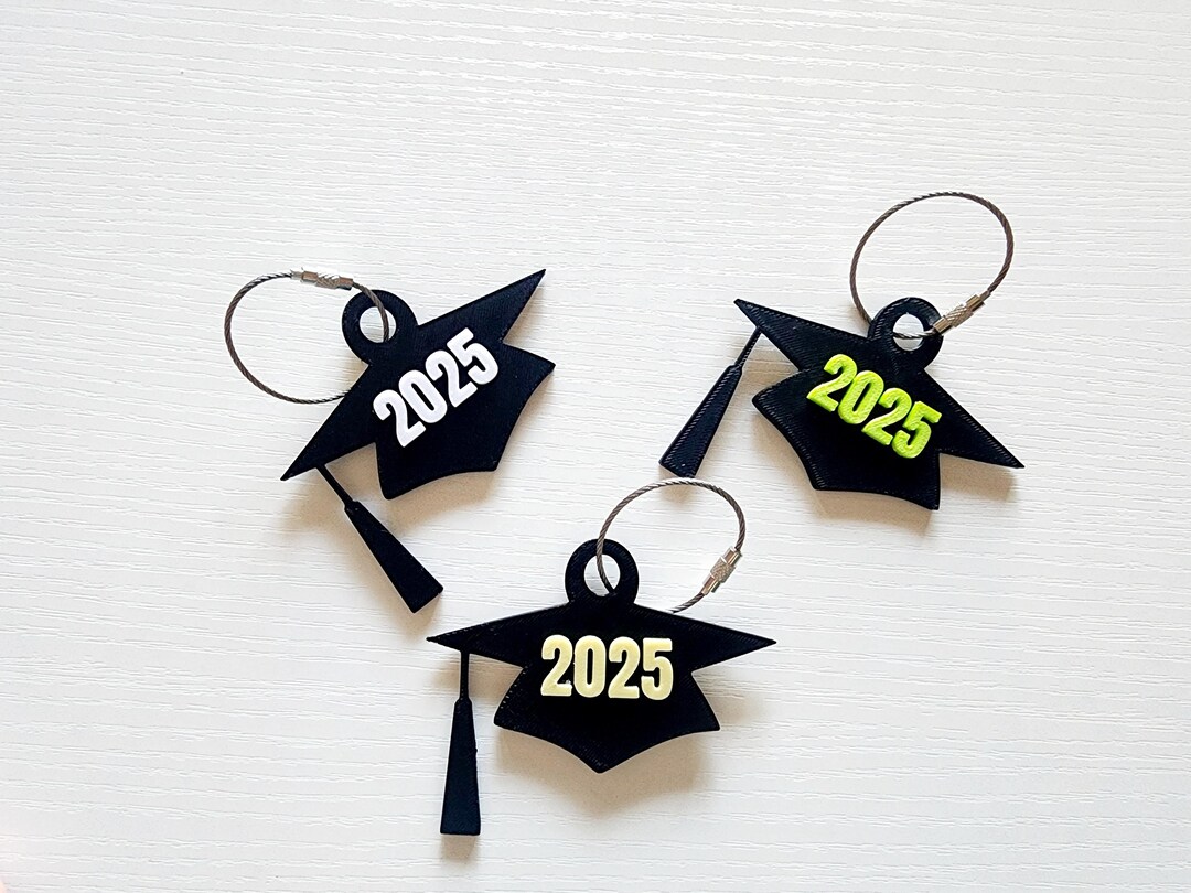 3D Printed Graduation Cap Keychain - Class of 2025 Gift - Etsy