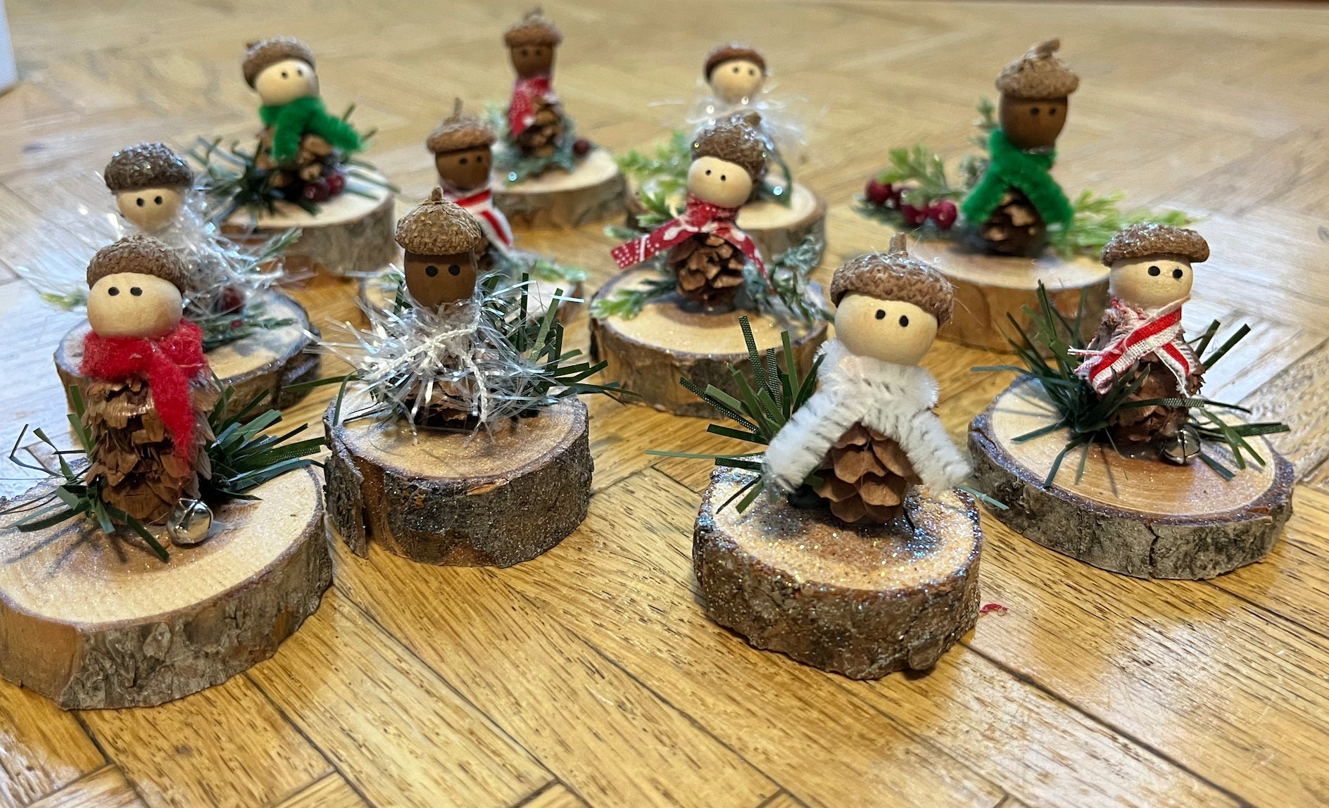 Holiday Pine Cone People - Etsy