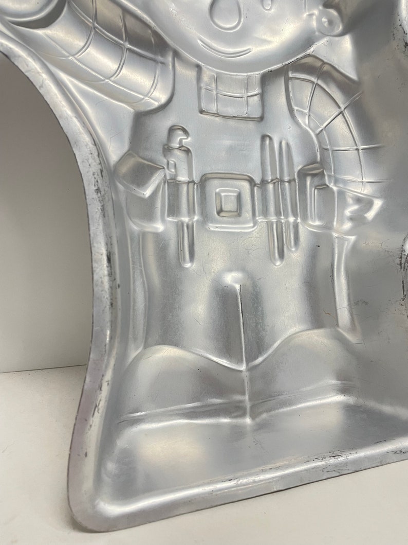 WILTON Vintage Cake Pan, Bob the Builder Character Cake Pan, Birthday ...