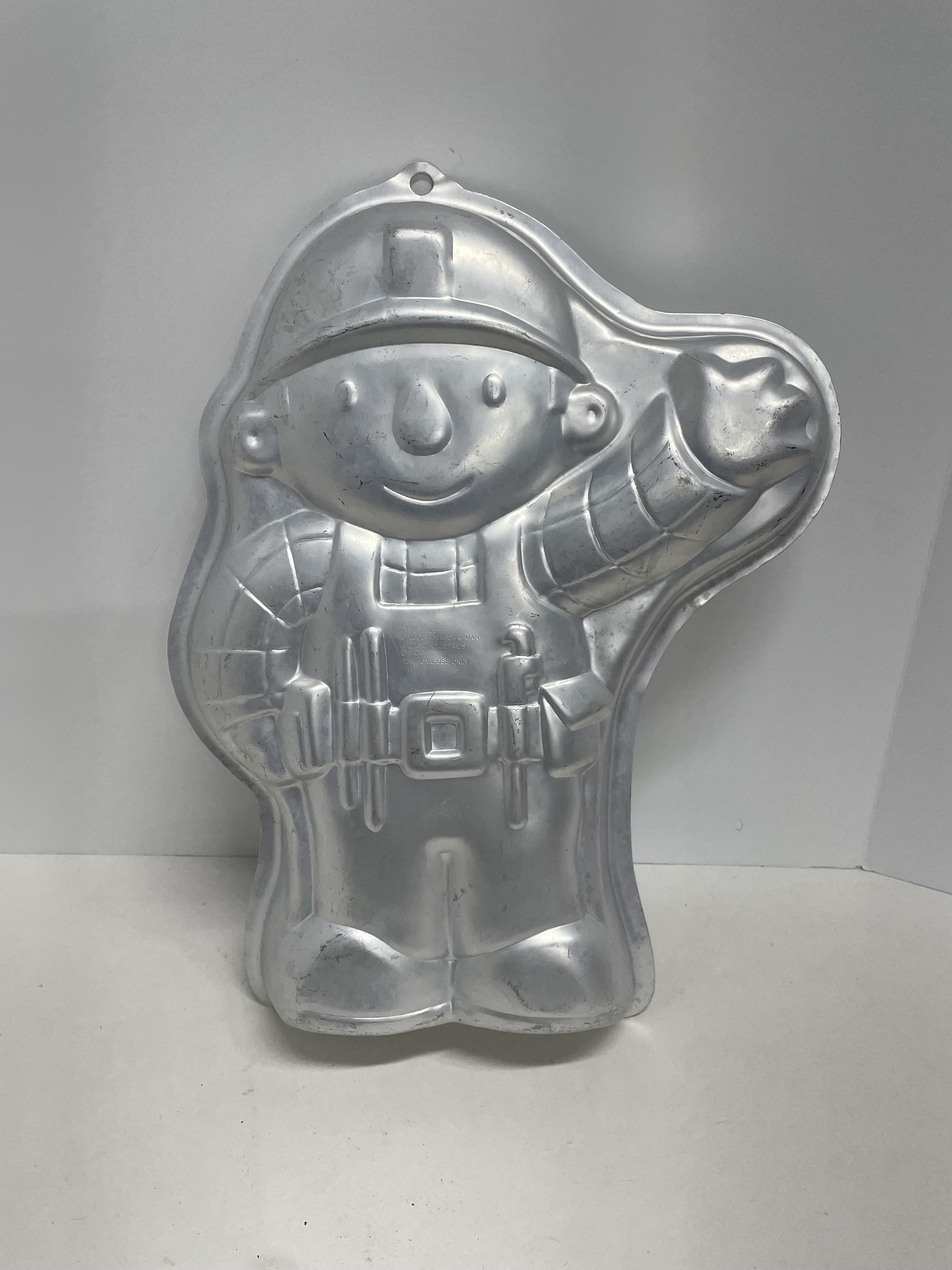 WILTON Vintage Cake Pan, Bob the Builder Character Cake Pan, Birthday ...