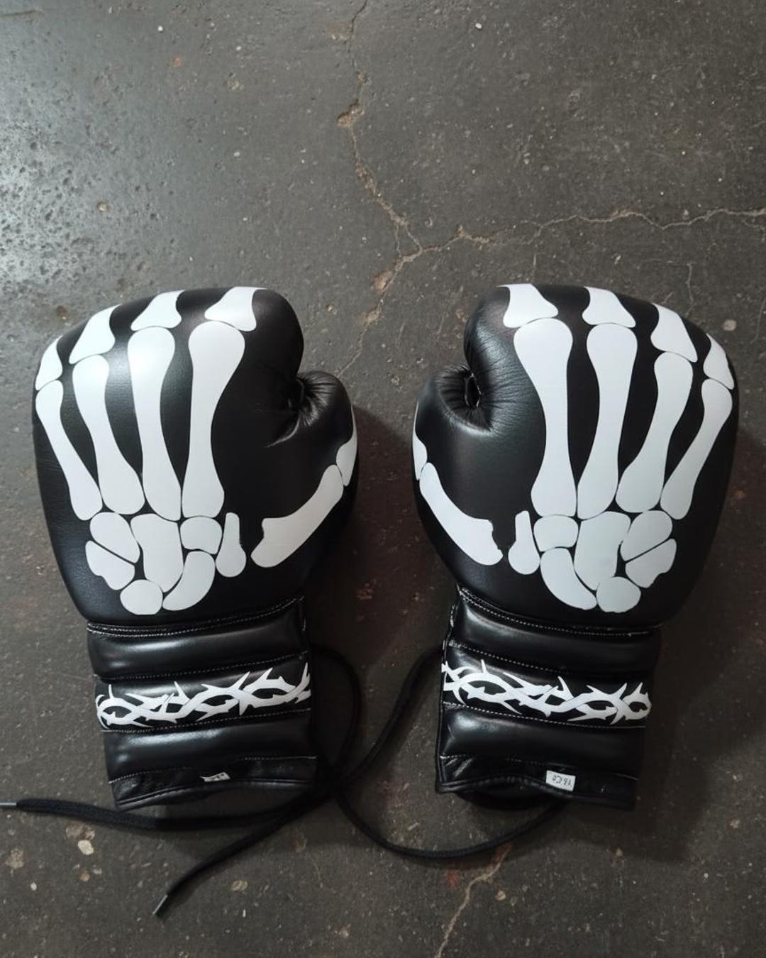 Skeleton Hand Boxing Gloves: Muay Thai, Kickboxing, MMA Training - Etsy