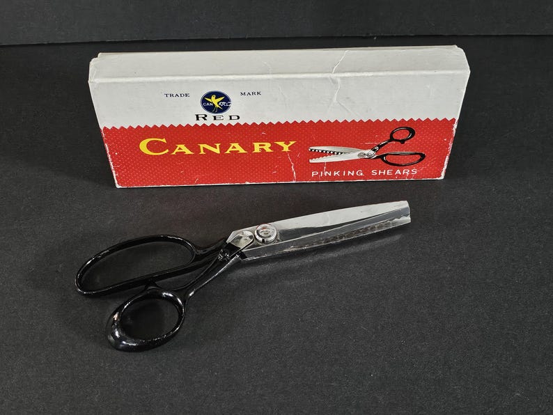 Vintage 1960's Red Canary 8" Pinking Shears - Etsy