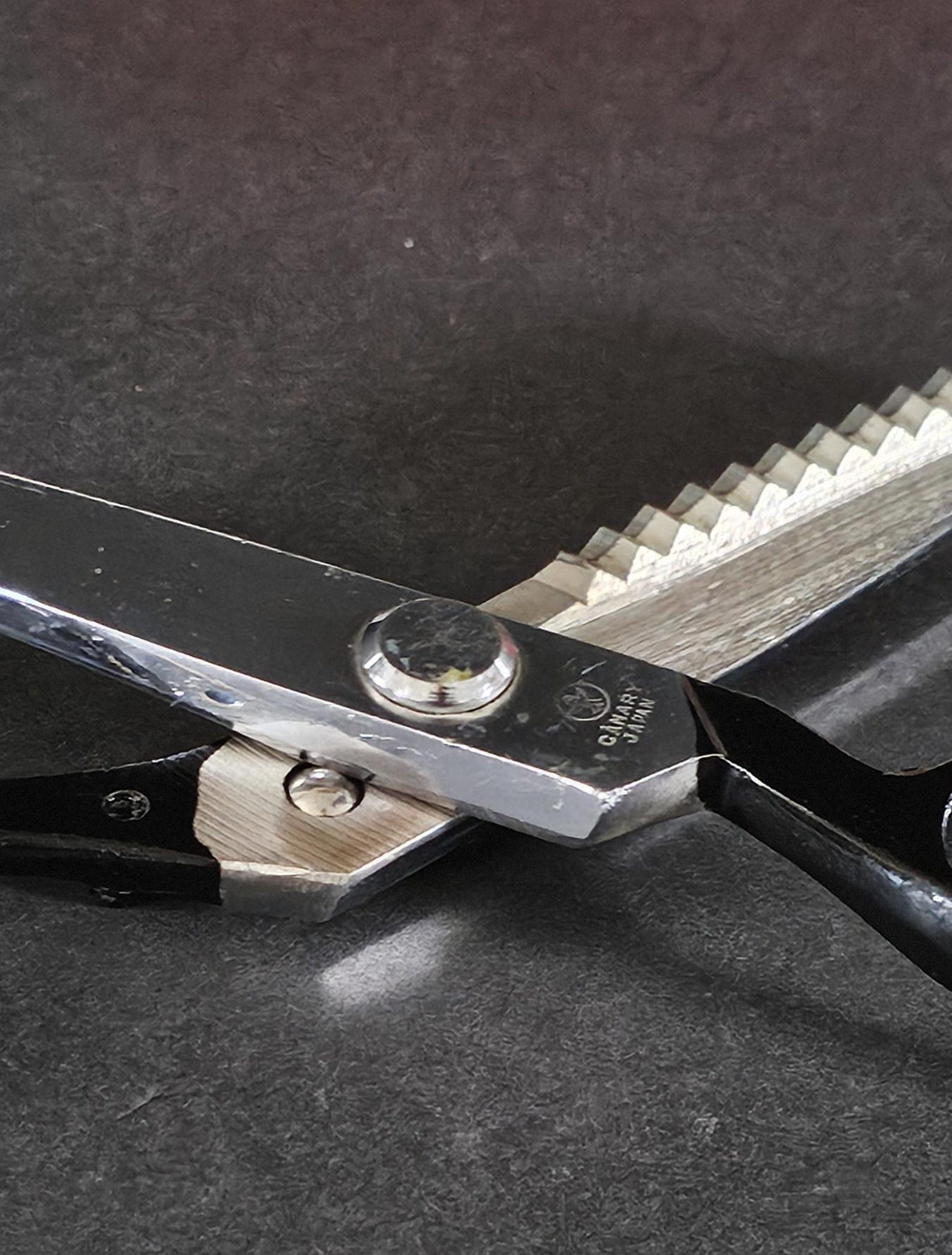 Vintage 1960's Red Canary 8" Pinking Shears - Etsy