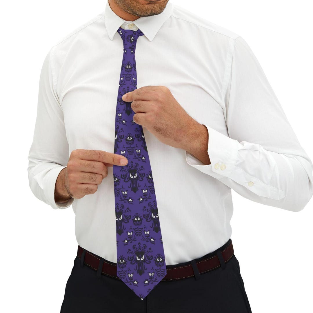 Haunted Mansion Theme Park Bounding Tie | Park Trip Outfit for Him ...