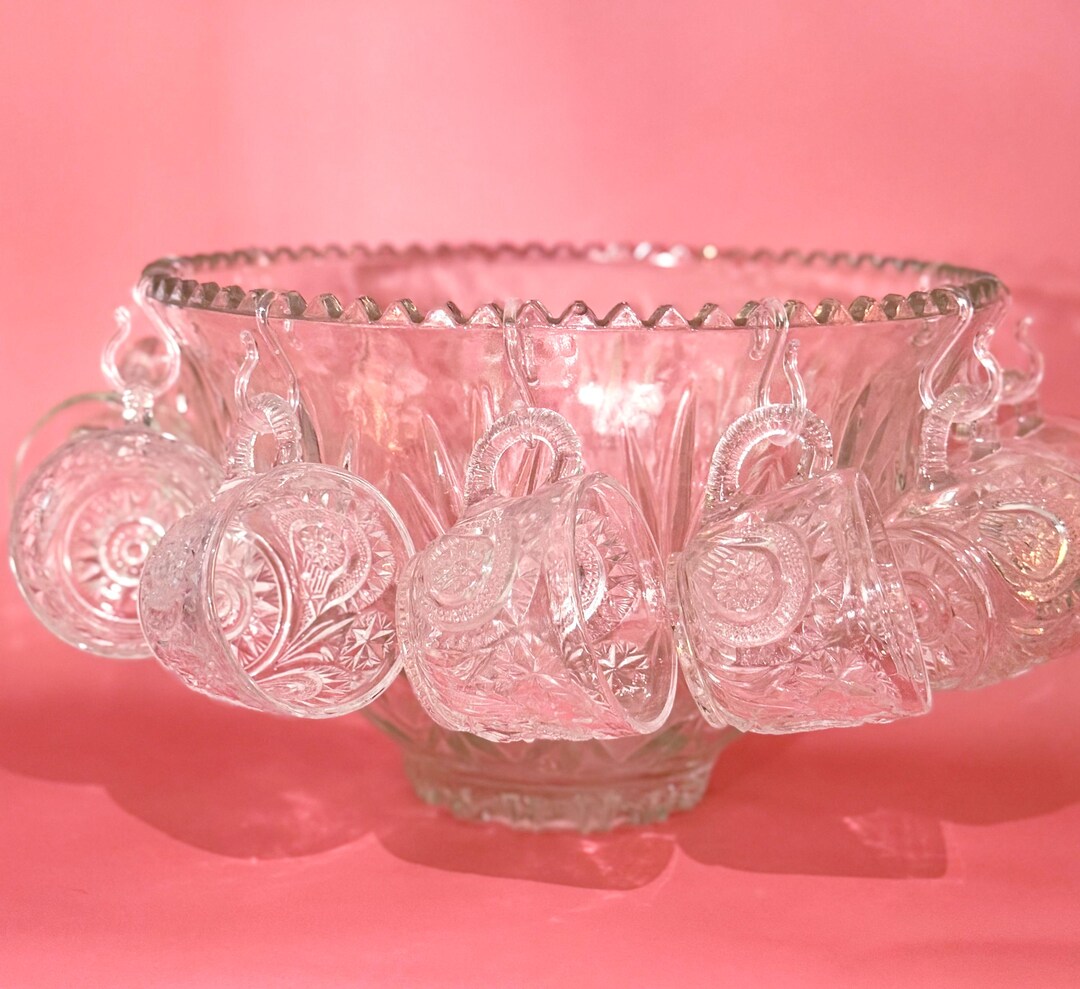 Vintage Hazel Atlas Lexington 7-quart Punch Bowl Set – EAPG Mix & Match ...